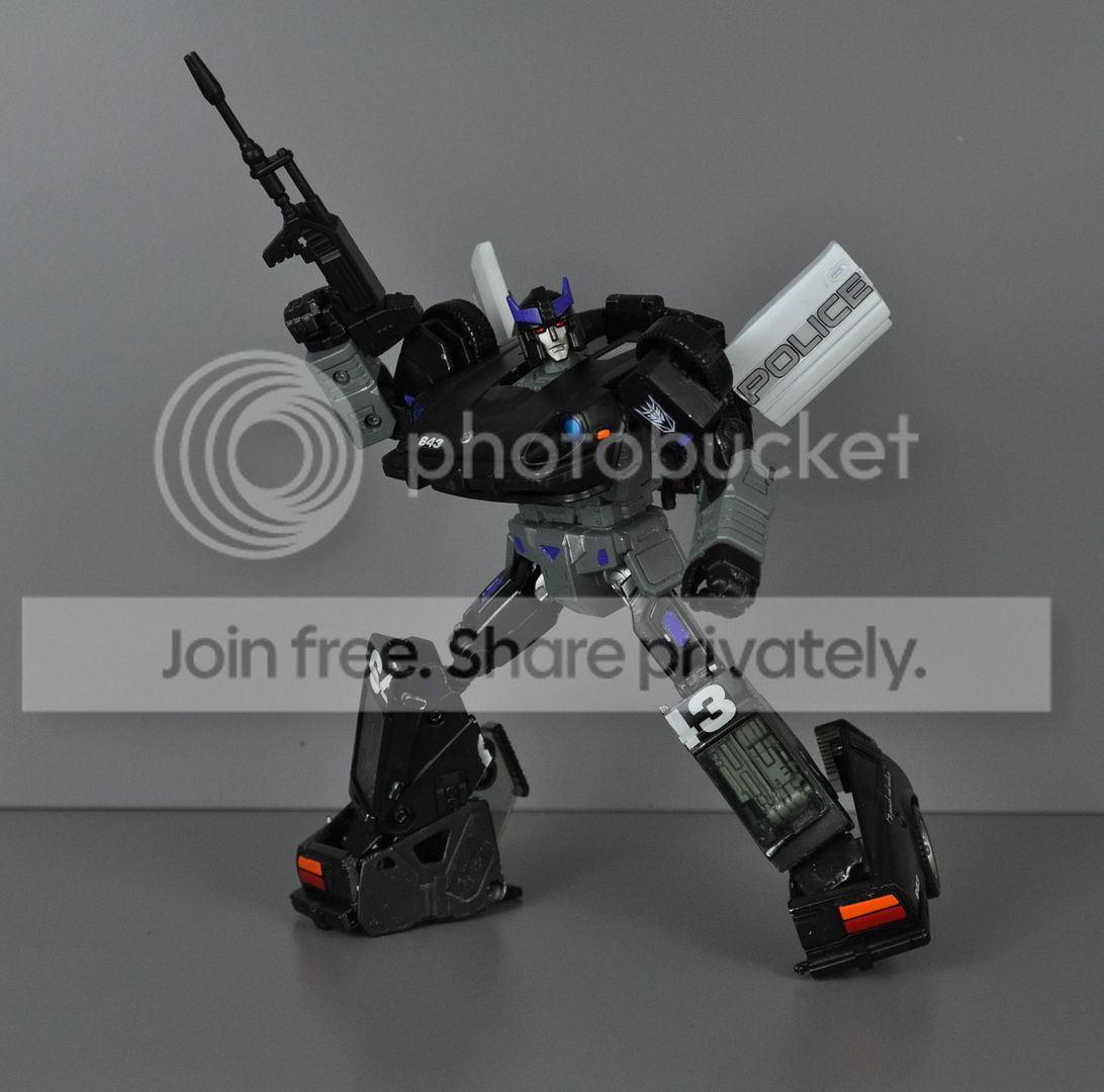 Minor/Repaint: - MP-17 into movie Barricade | TFW2005 - The 2005 Boards