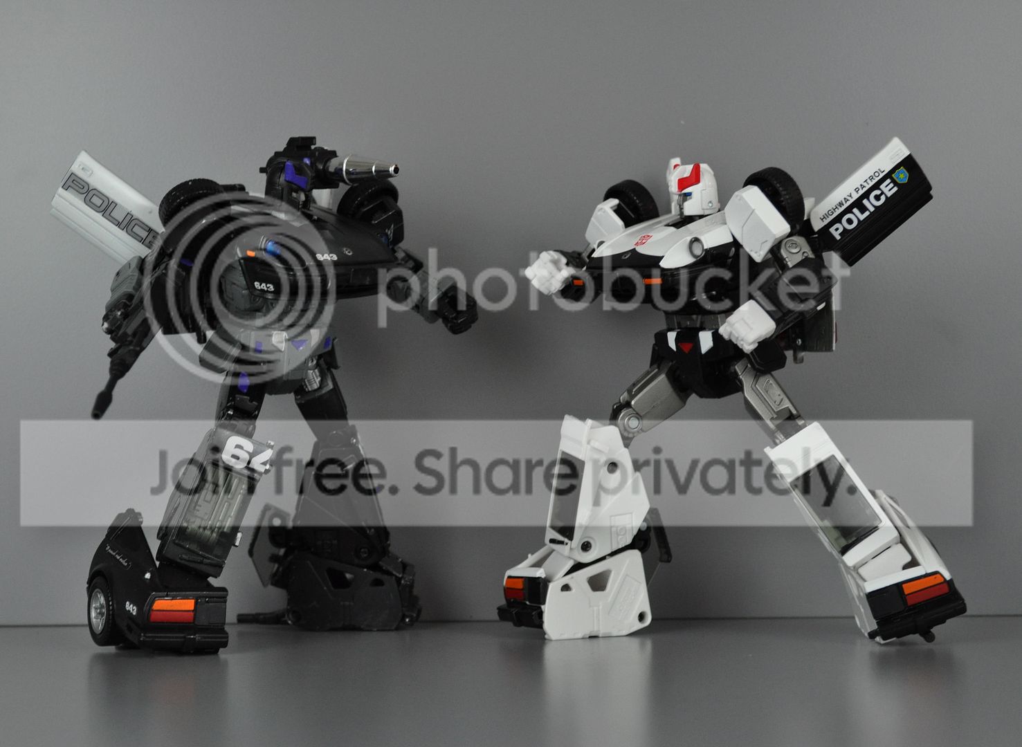 Minor/Repaint: - MP-17 into movie Barricade | TFW2005 - The 2005 Boards