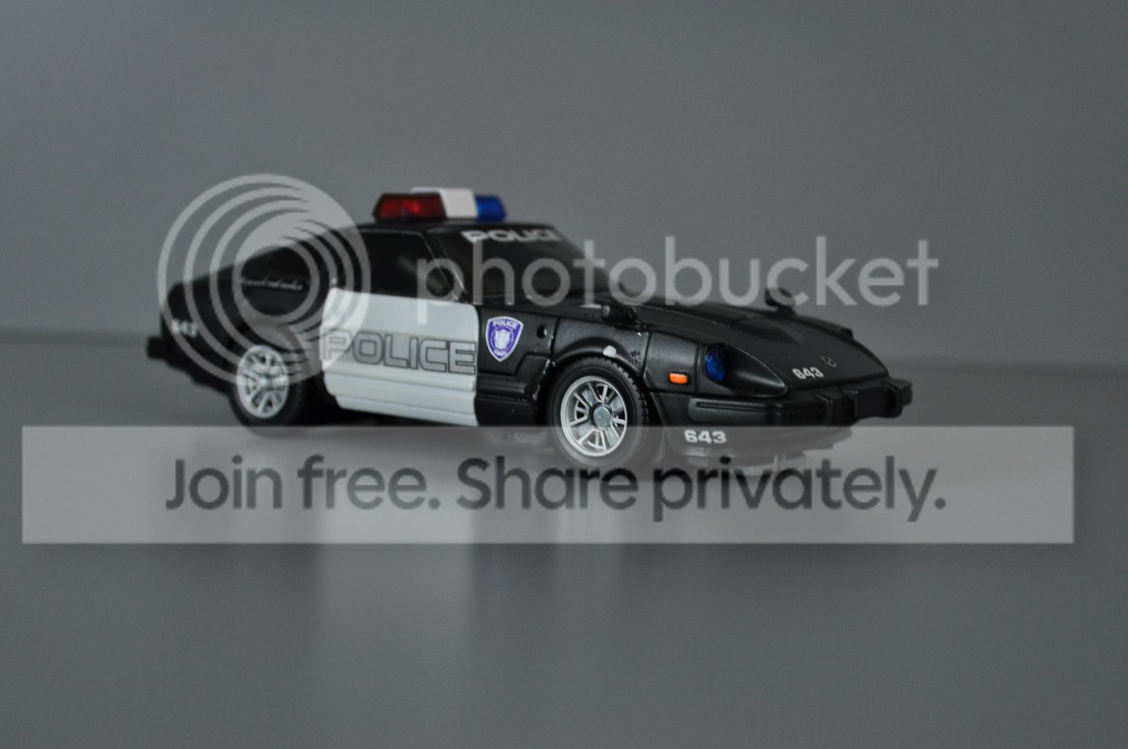 Minor/Repaint: - MP-17 into movie Barricade | TFW2005 - The 2005 Boards