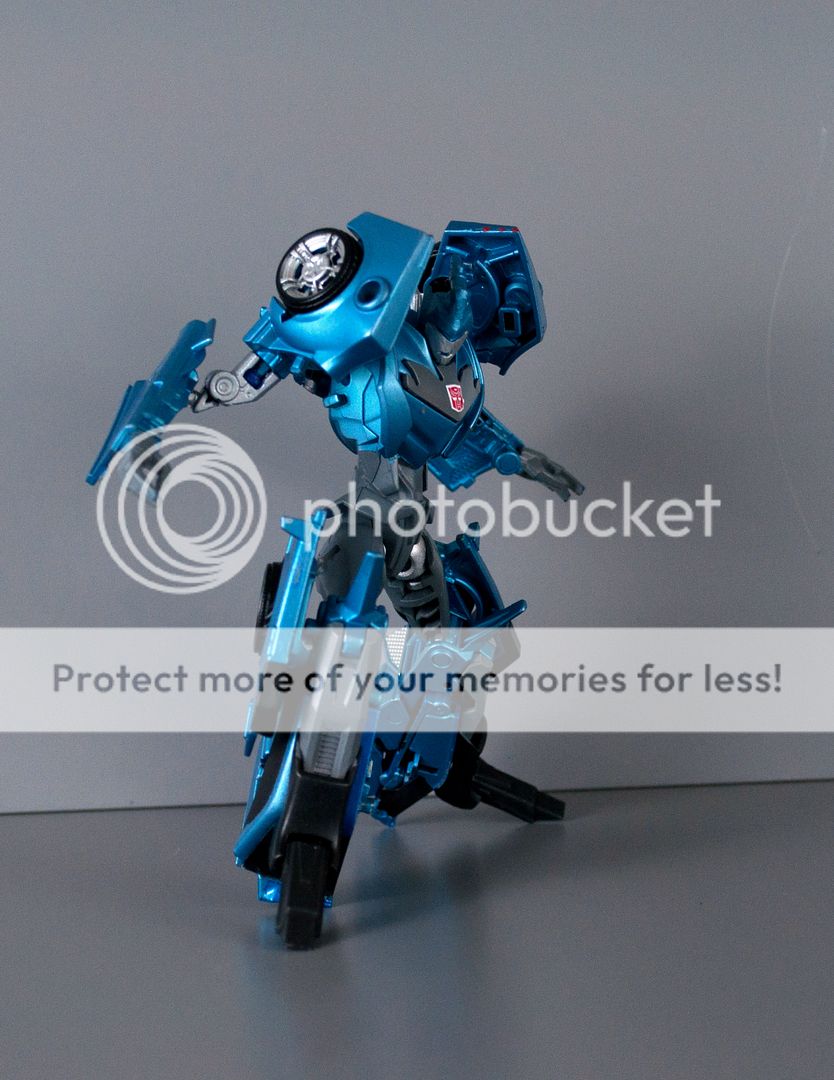 Minor/Repaint: - transformers Prime: Blurr | TFW2005 - The 2005 Boards